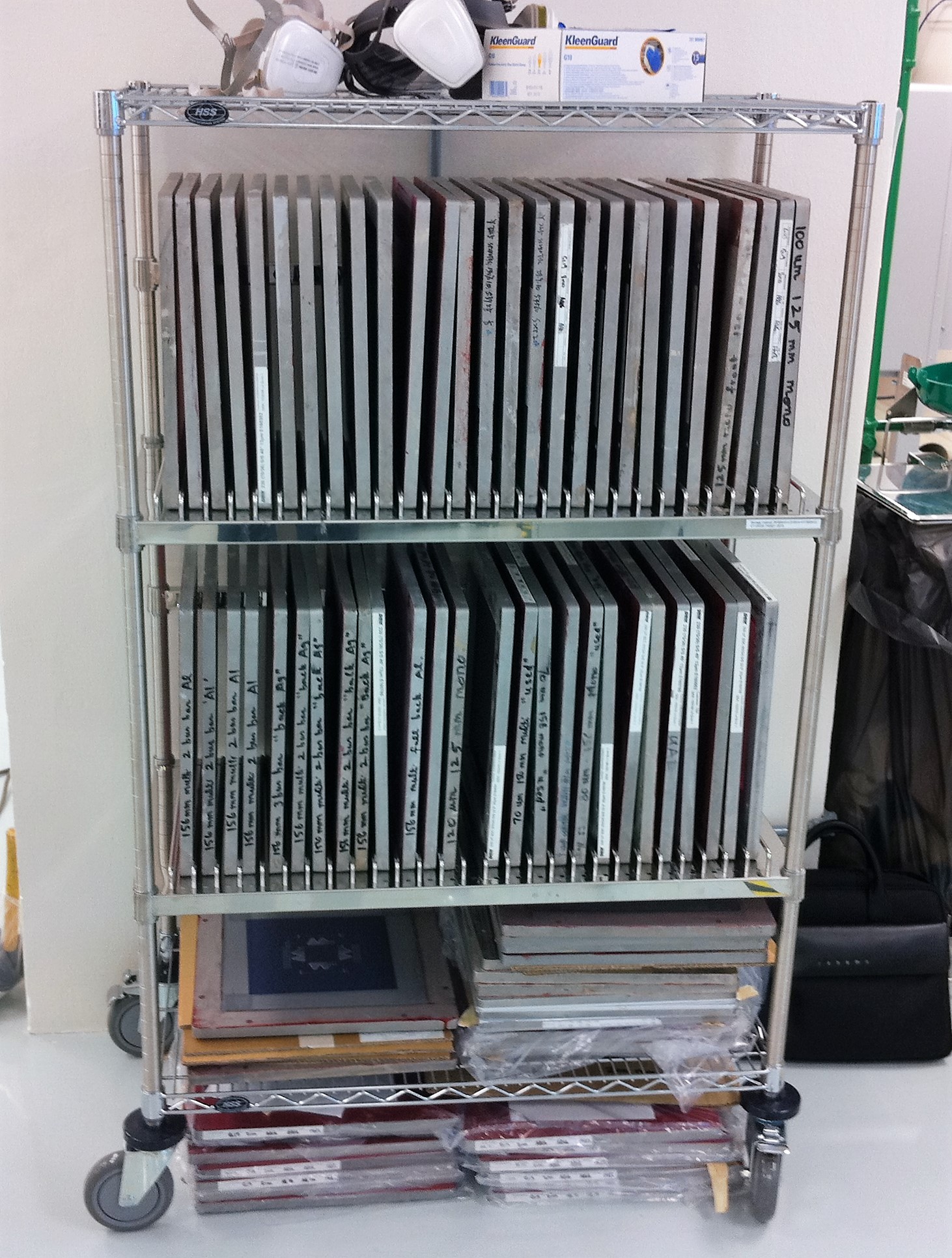 Wire Shelvings Singapore l Stencil Rack or Shelving