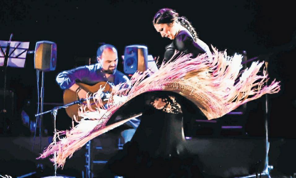 Marco Flores and Aurora Caraballo return to teach at London School of ...