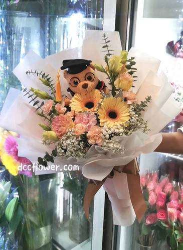 Graduation Flower Bouquet | DCCFlower