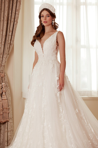 Bethan | Josephine Scott