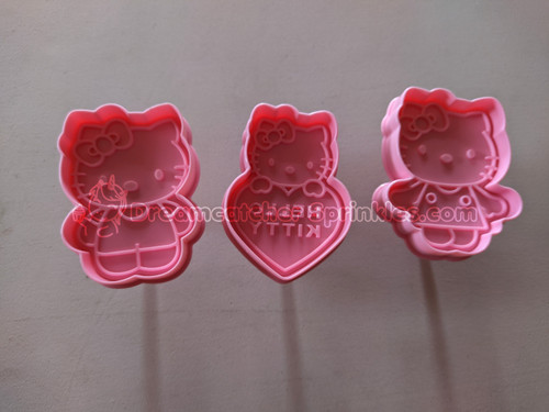 Hello kitty plunger cutter set | Dreamcatcher