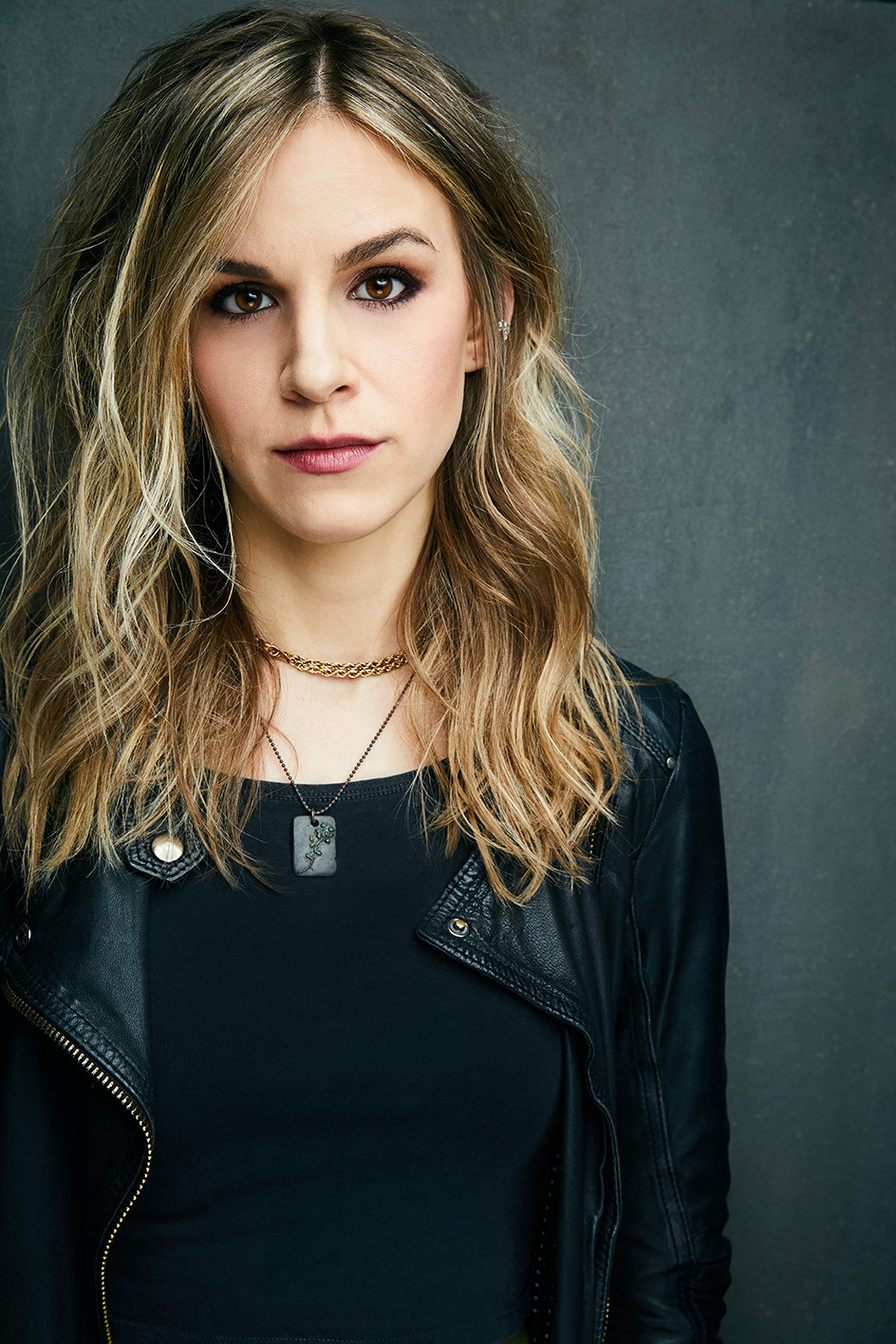 actress | A L I S O N * S I E K E | comedian