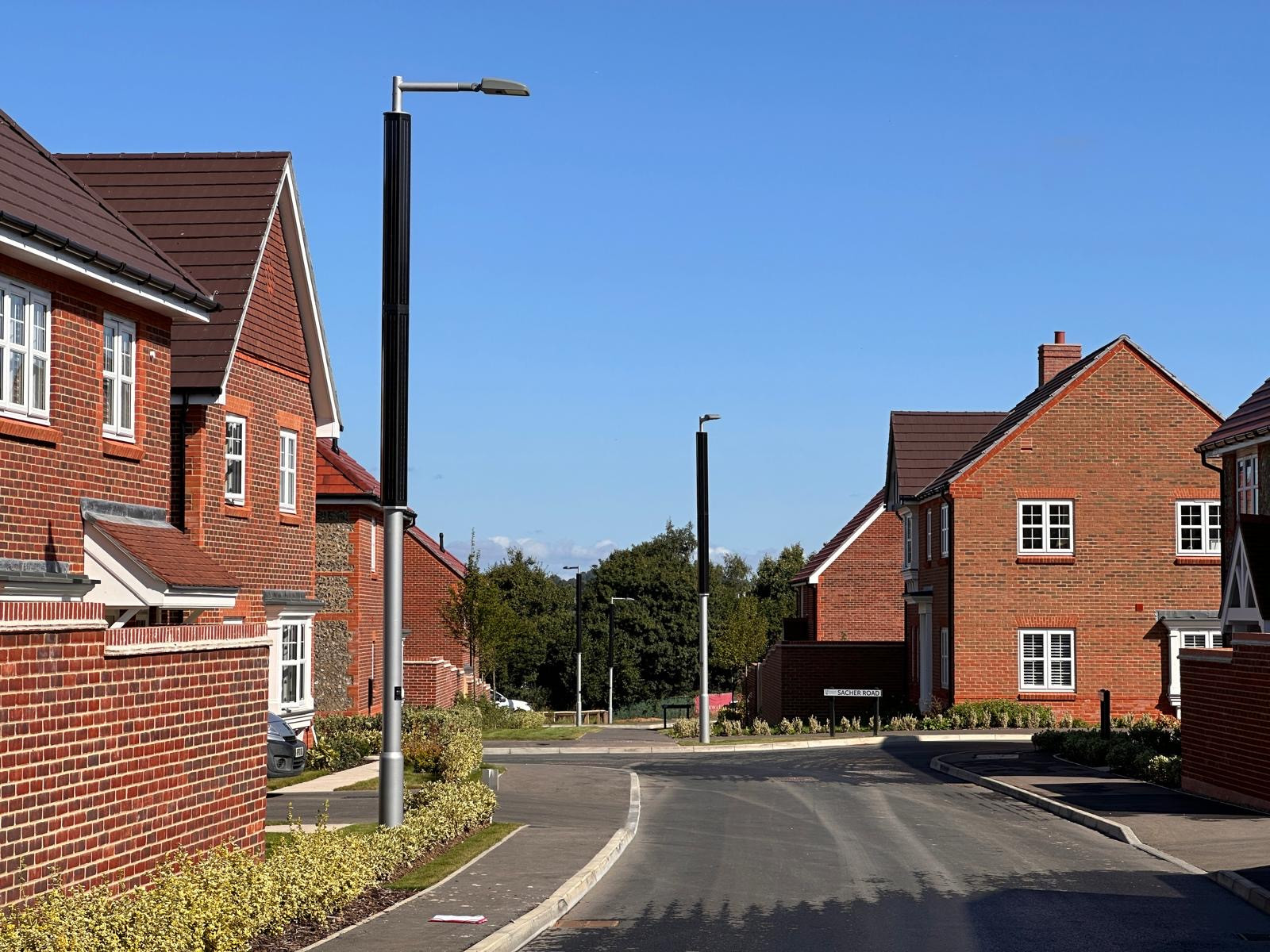 Hybrid Street Lights | Solar Vision Lighting