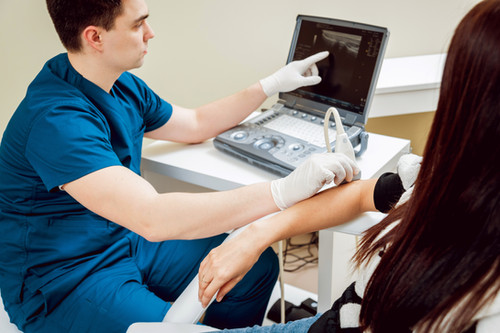 #7182 Using Musculoskeletal Ultrasonography & Electrodiagnosis in ...