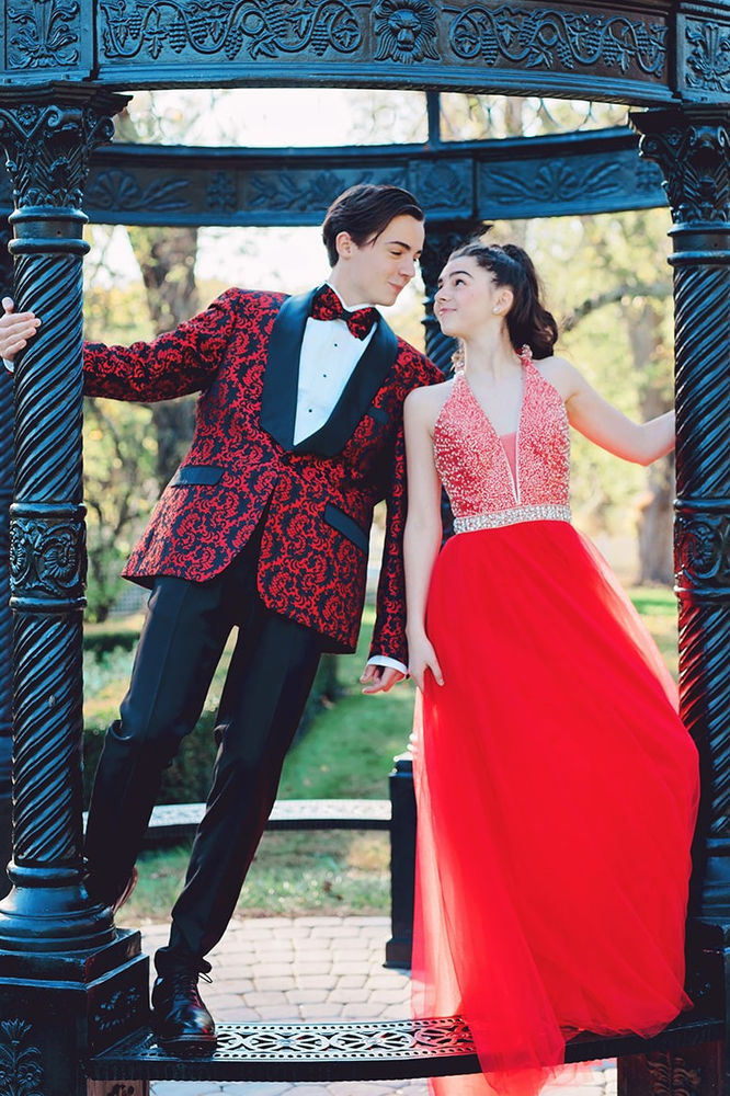 Anna Shea plays Judy Haynes in Irving Berlins White Christmas