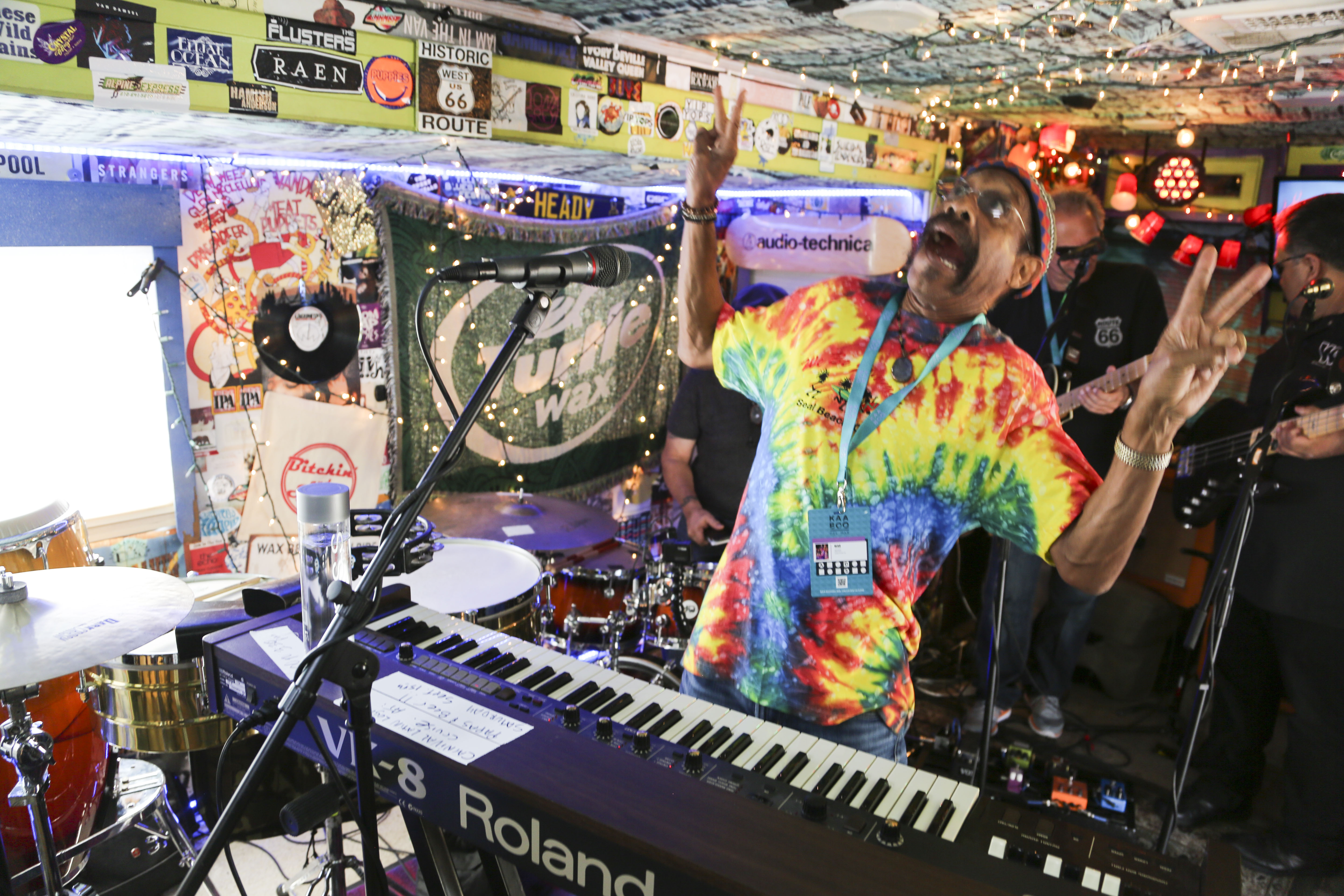 HOME | official-war-website