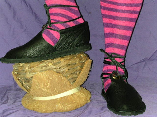 Mens Handmade Leather Concho Shoes | Kommando Kilts