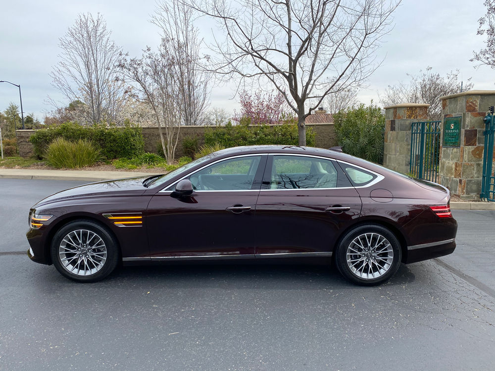 Threat Level Porto Red: The 2021 Genesis G80 2.5T Standard