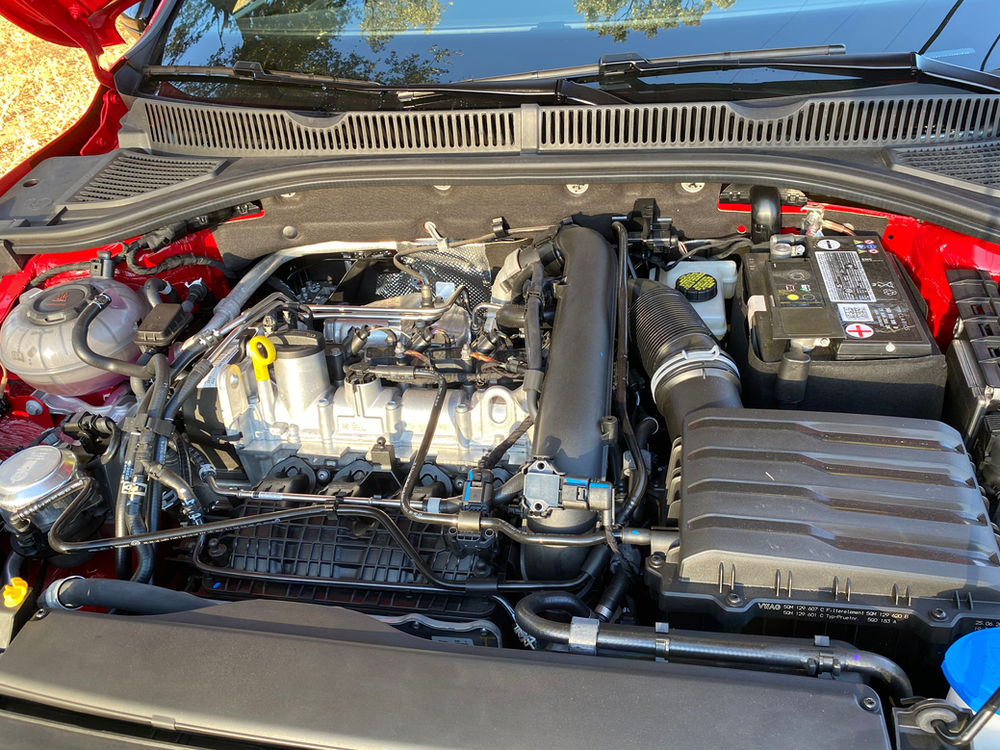 The Complete Compact: The 2020 Volkswagen Jetta 1.4T R-Line