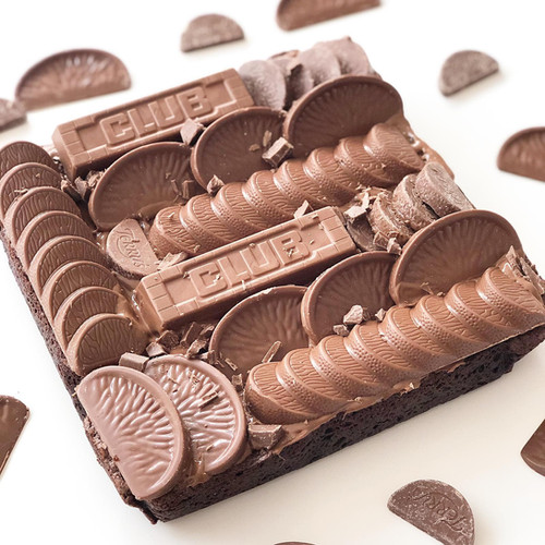 Overload Brownie | Rebakers Cakeaway