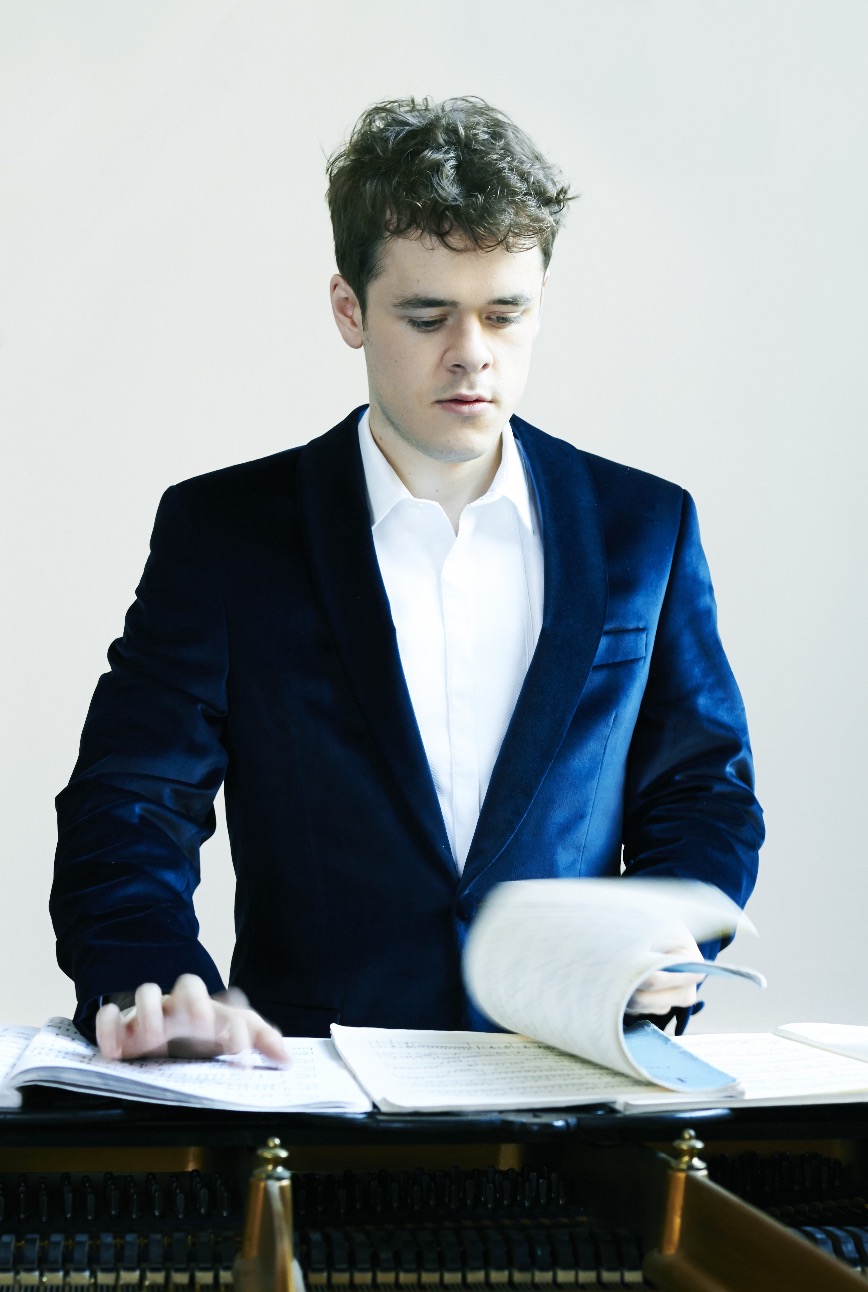 Benjamin Grosvenor | Media