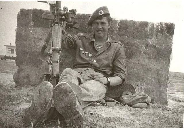 Unveiling the Power of Soviet Airborne Rocket Launcher - RPG-7D (many ...