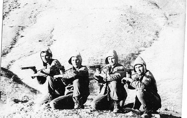 APB pistol- Soviet full auto suppressed handgun for Spetsnaz