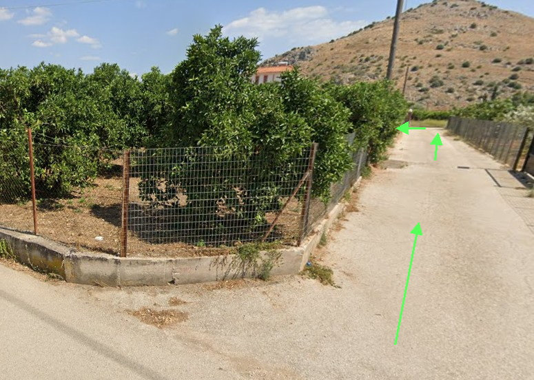 Opportunity for the development of three maisonettes a few meters from ...