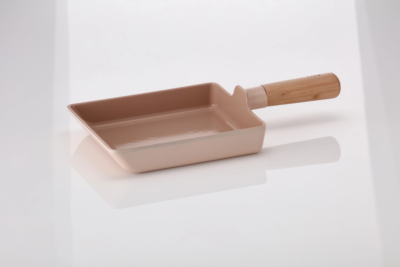 FIKA Square Egg Pan - Peach | illo