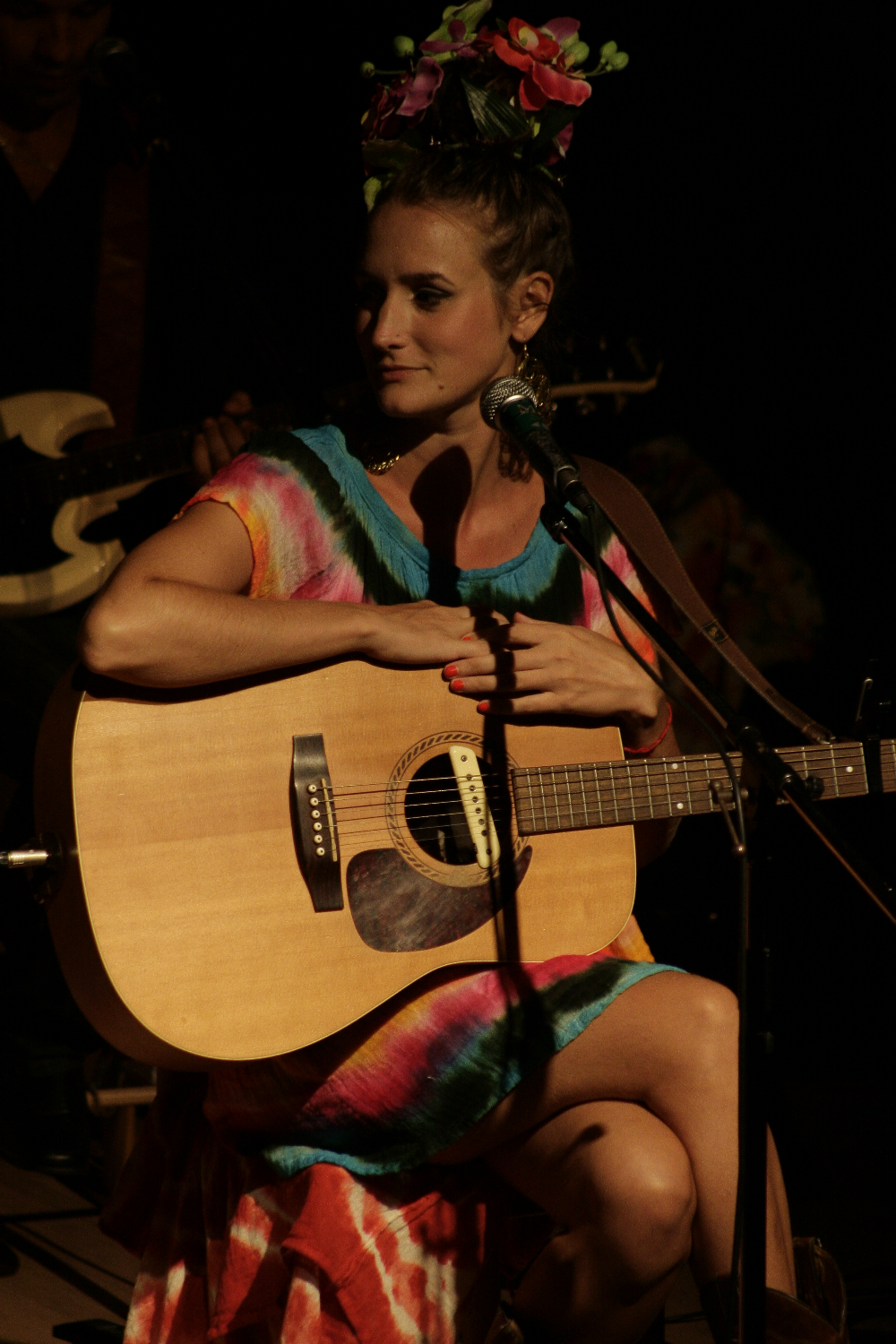 BIO | Holly Holden | Singer Songwriter | Home Page