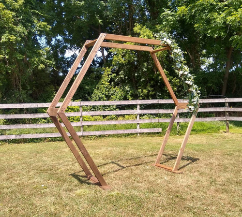 Octagon Wedding Arch, Light Brown | Wedshare