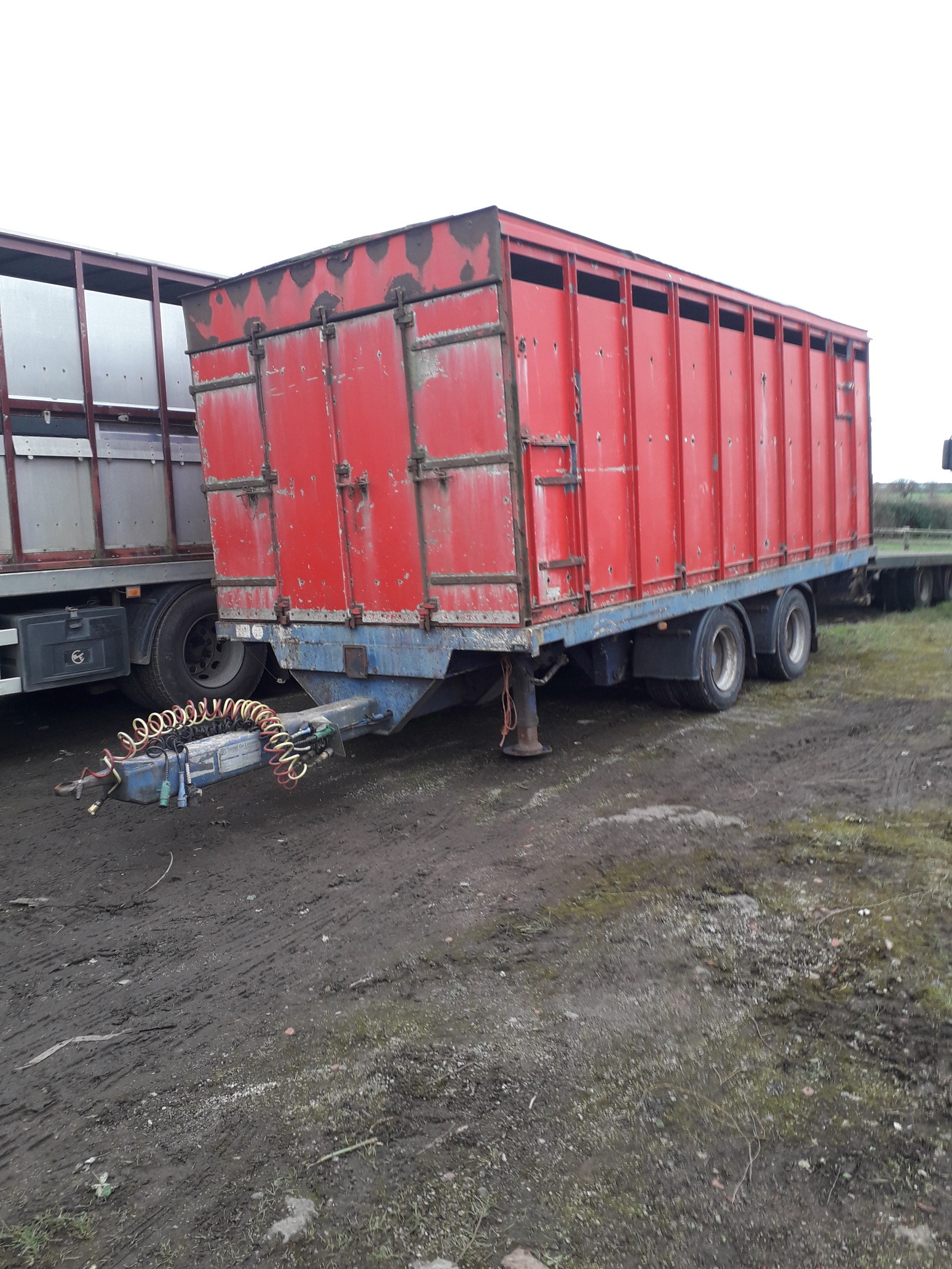Used Livestock Containers | Jon Burgess Ltd
