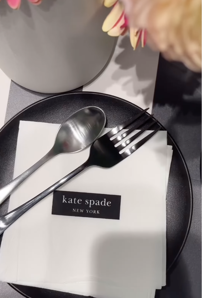 Kate Spade NY Opens A Debut Kate Spade Café Pop-Up Opens in ...