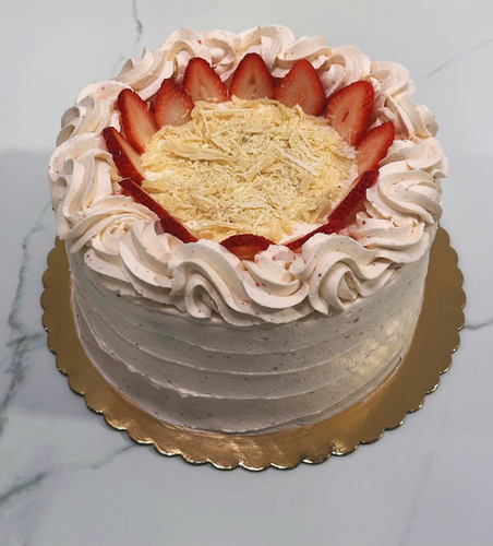 Pink Cream Cake | Fumiescakes