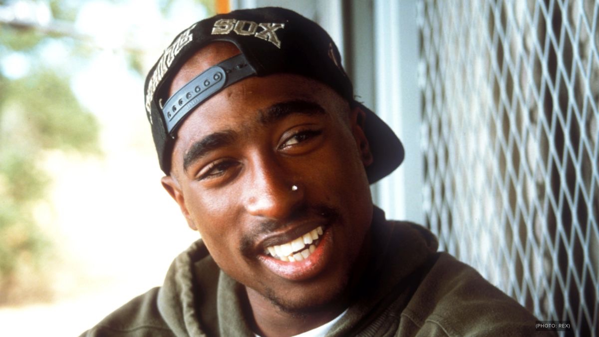 Cuộc nội chiến Hip hop Đông Tây: Ai bắn Tupac?