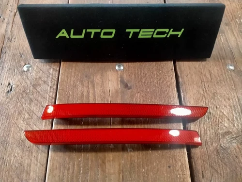 W T6 Rear Bumper Reflectors Barn Doors 2010-20 | Lloyds Auto Tech