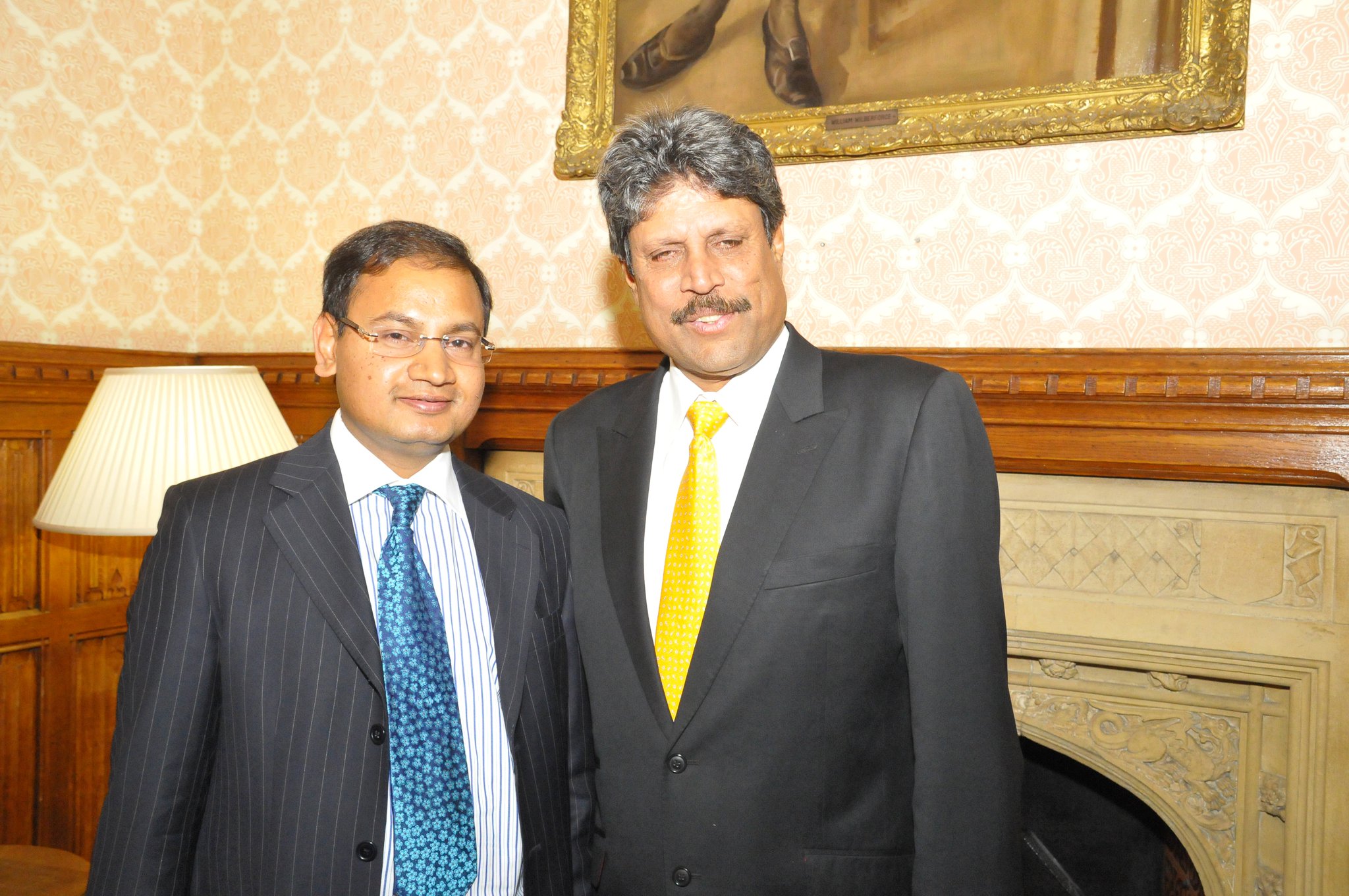 Vijay Goel I Corporate Lawyer - Business Advisor - Foreign Policy