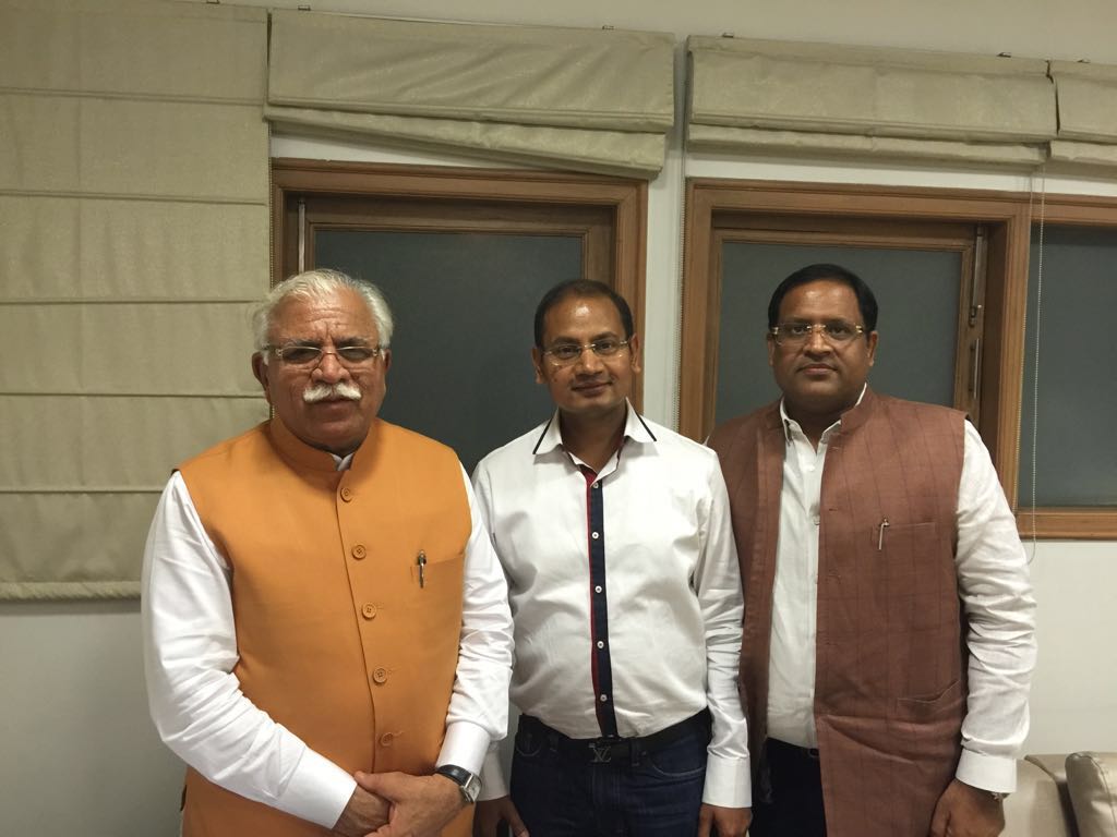 Vijay Goel I Corporate Lawyer - Business Advisor - Foreign Policy