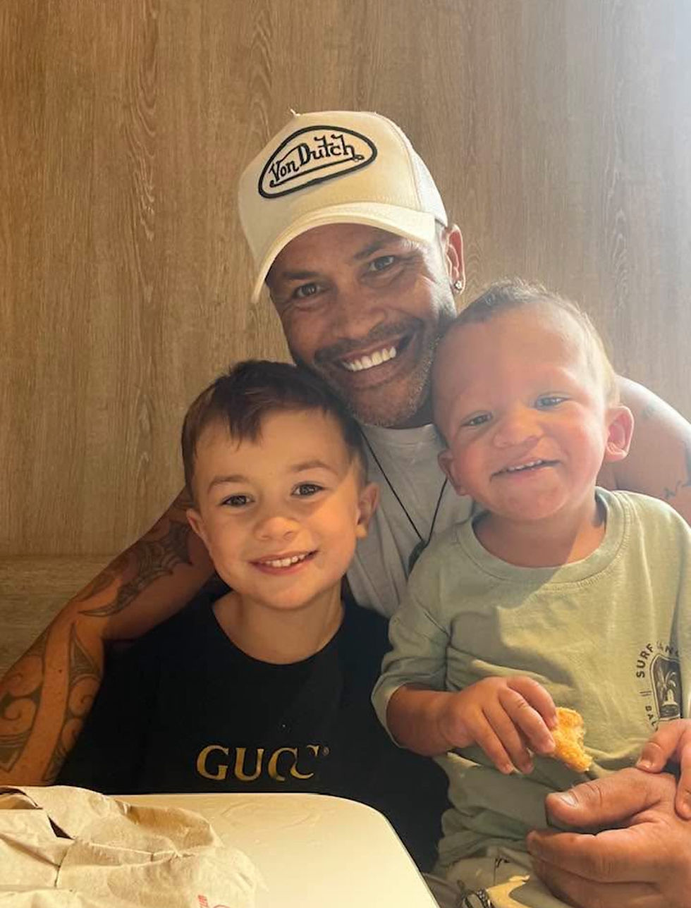 "Cuzzy Bro" - r u ok Michael Walker?