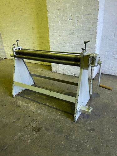 CMZ Hand Pyramid Bending Slip Rolls | Quinn Bros