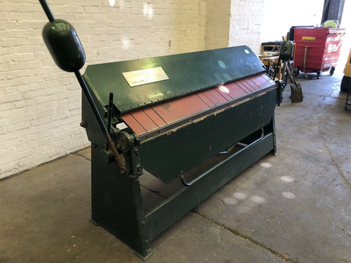 Edwards Truefold Box & Pan Folder | Quinn Bros