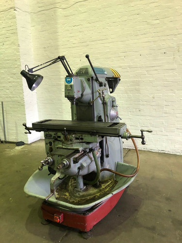 Adcock & Shipley 2E Universal Milling Machine | Quinn Bros