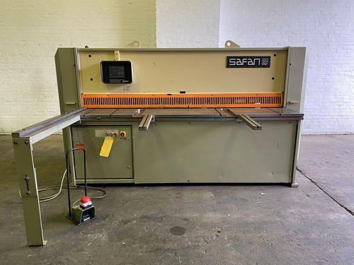 Safan HVR 255-6 TS Hydraulic Guillotine | Quinn Bros