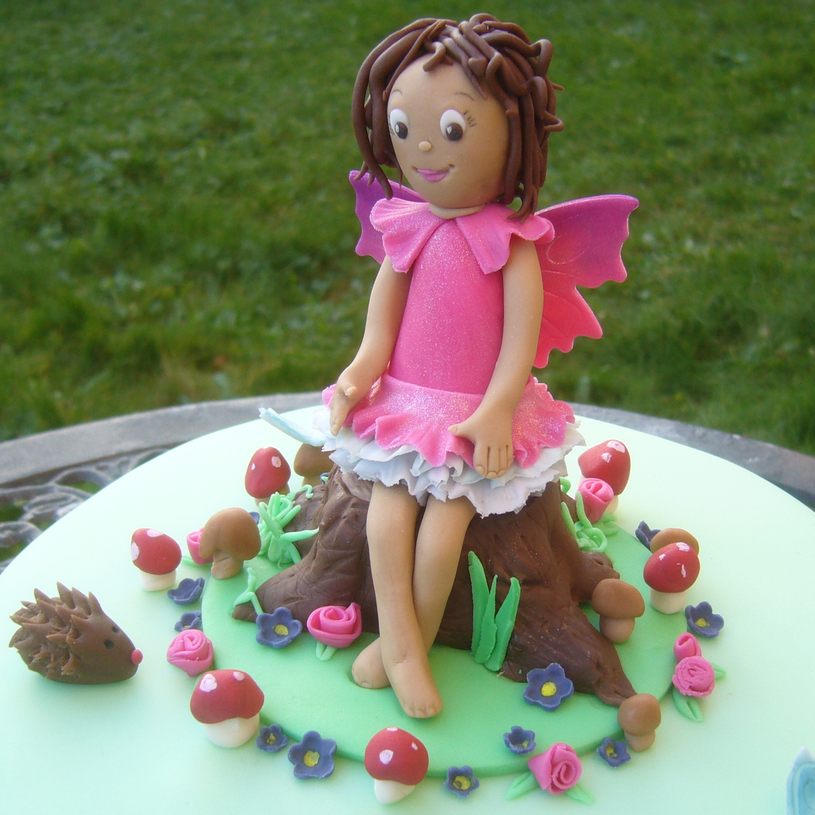 Delicious cakes by Kate's Bespoke Cakes | Norwich