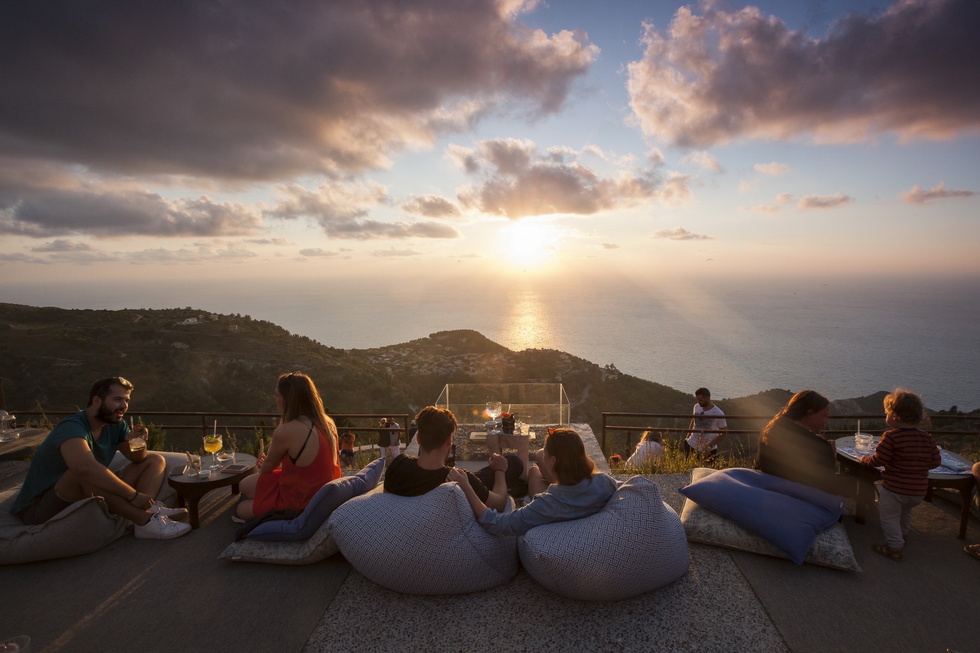 FLY ME LEFKADA BAR