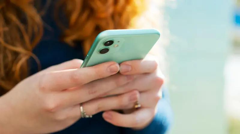 SheerLuxe Justifies Using AI Influencer
