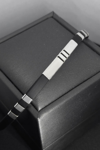 CRNA KAUCUK NARUKVICA SA TRI LINIJE | Zlatara SiN