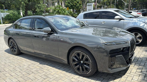 BMW I7 XDRIVE60 M SPORT - 2024 | My Site