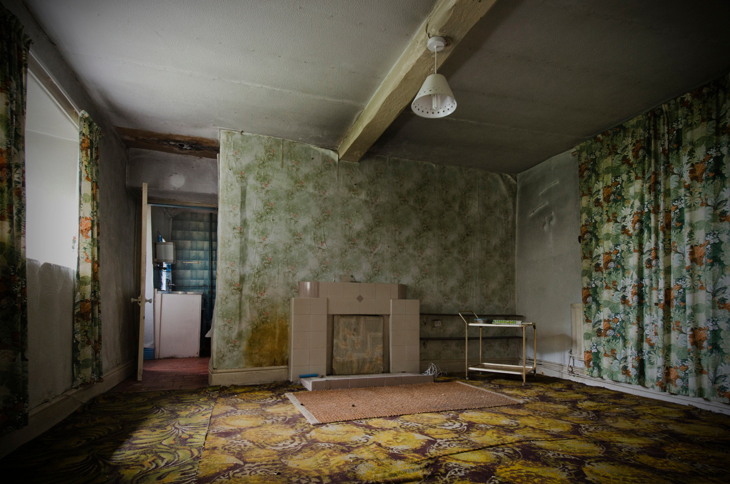 Spider Cottage | A WORLD IN RUINS | Urbex Photography