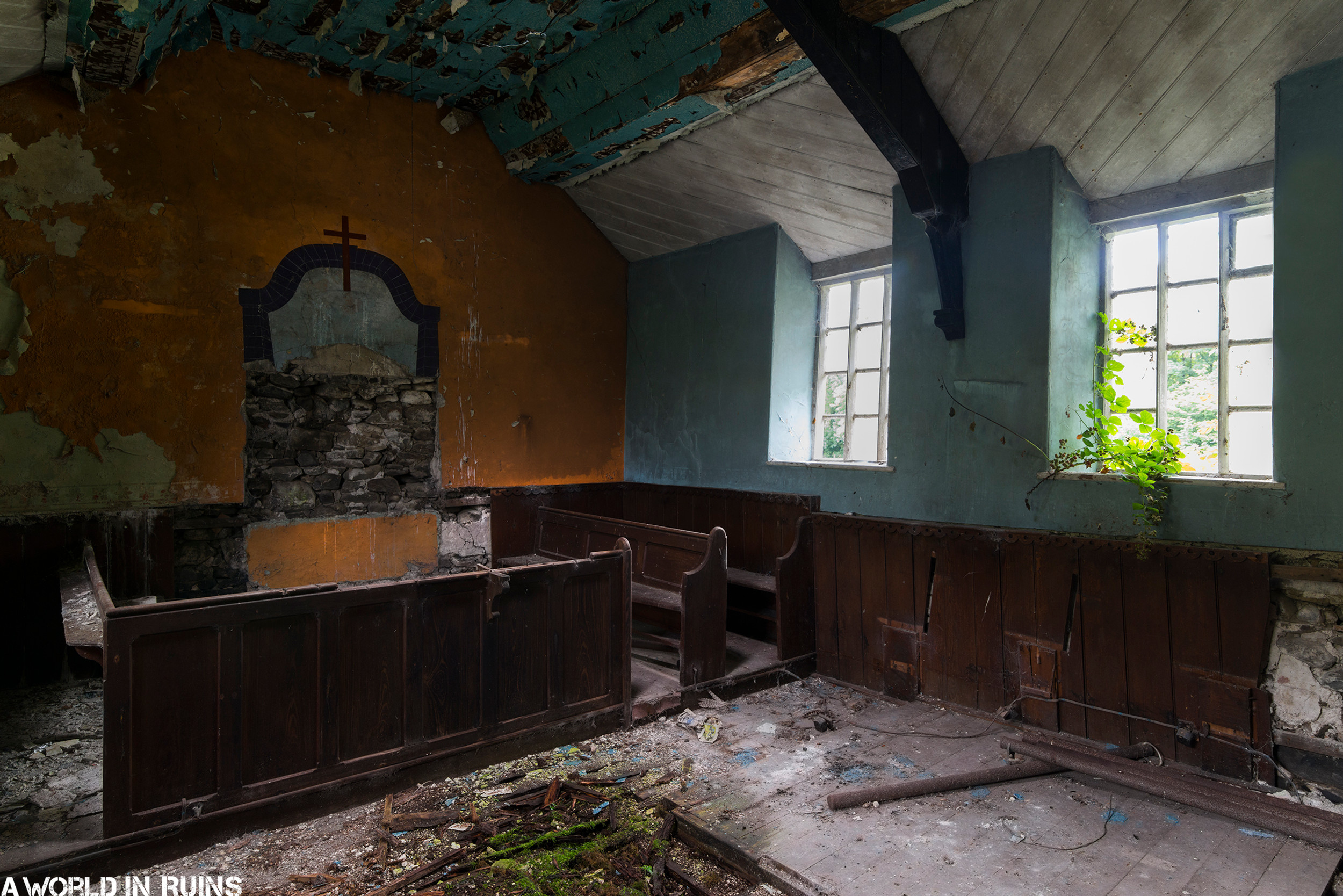 Saron Welsh Independent Chapel, Ddol Cowni, Wales | A WORLD IN RUINS ...