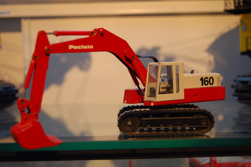 Poclain 160 CK | home