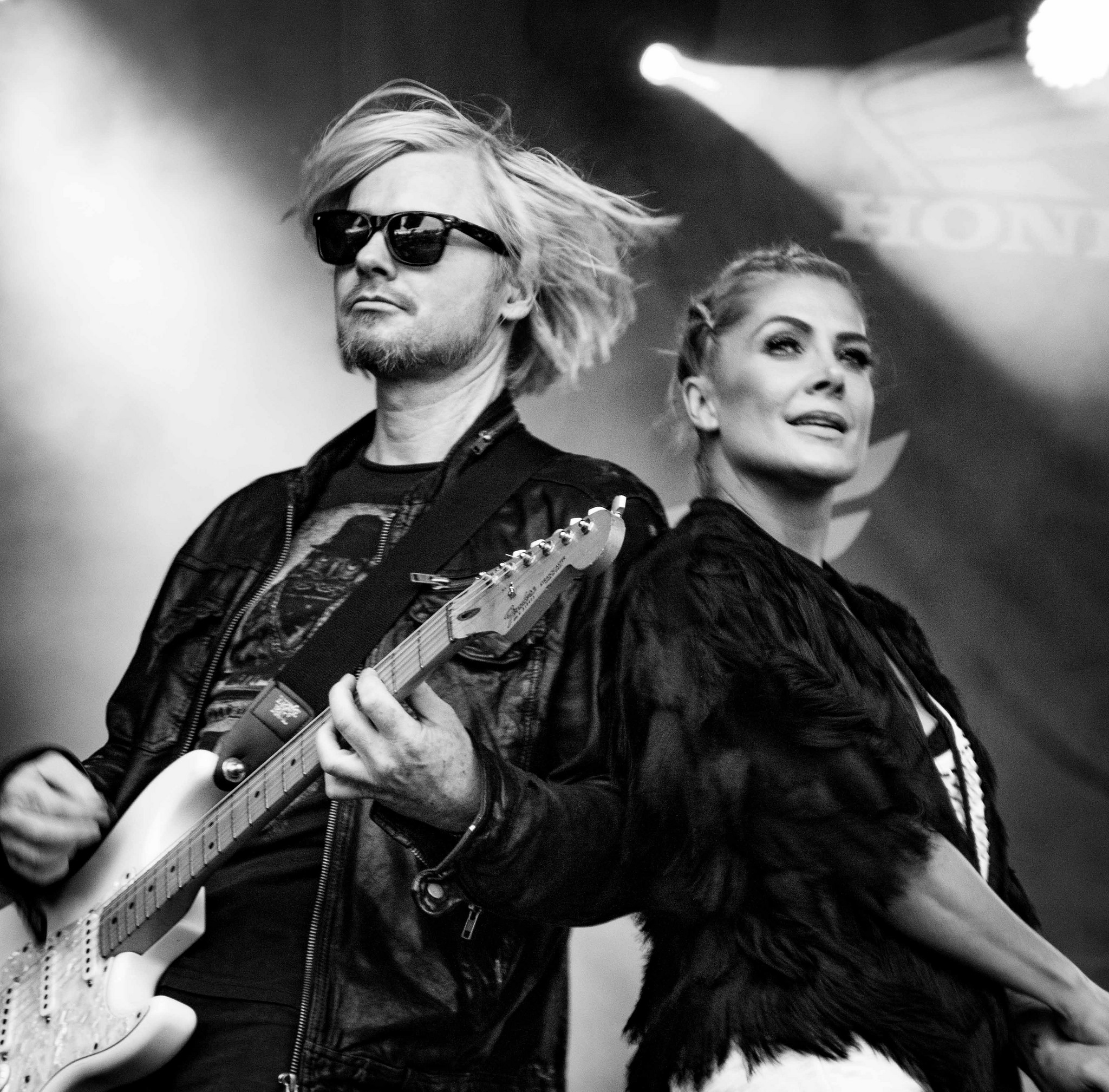 Rogue Traders Music Official