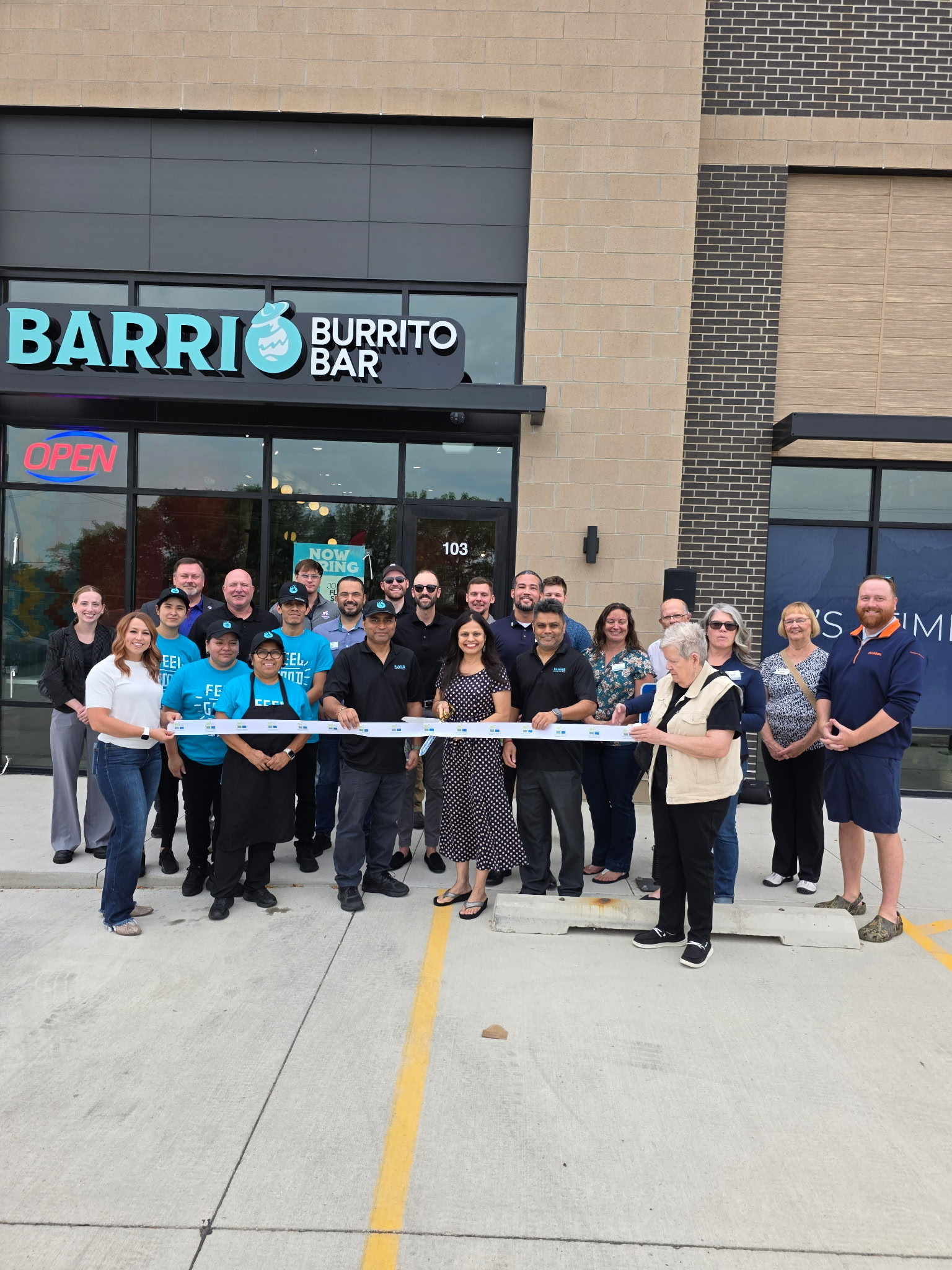 BARRIO BURRITO BAR EXPANDS IN IOWA WITH NEW WEST DES MOINES LOCATION ...