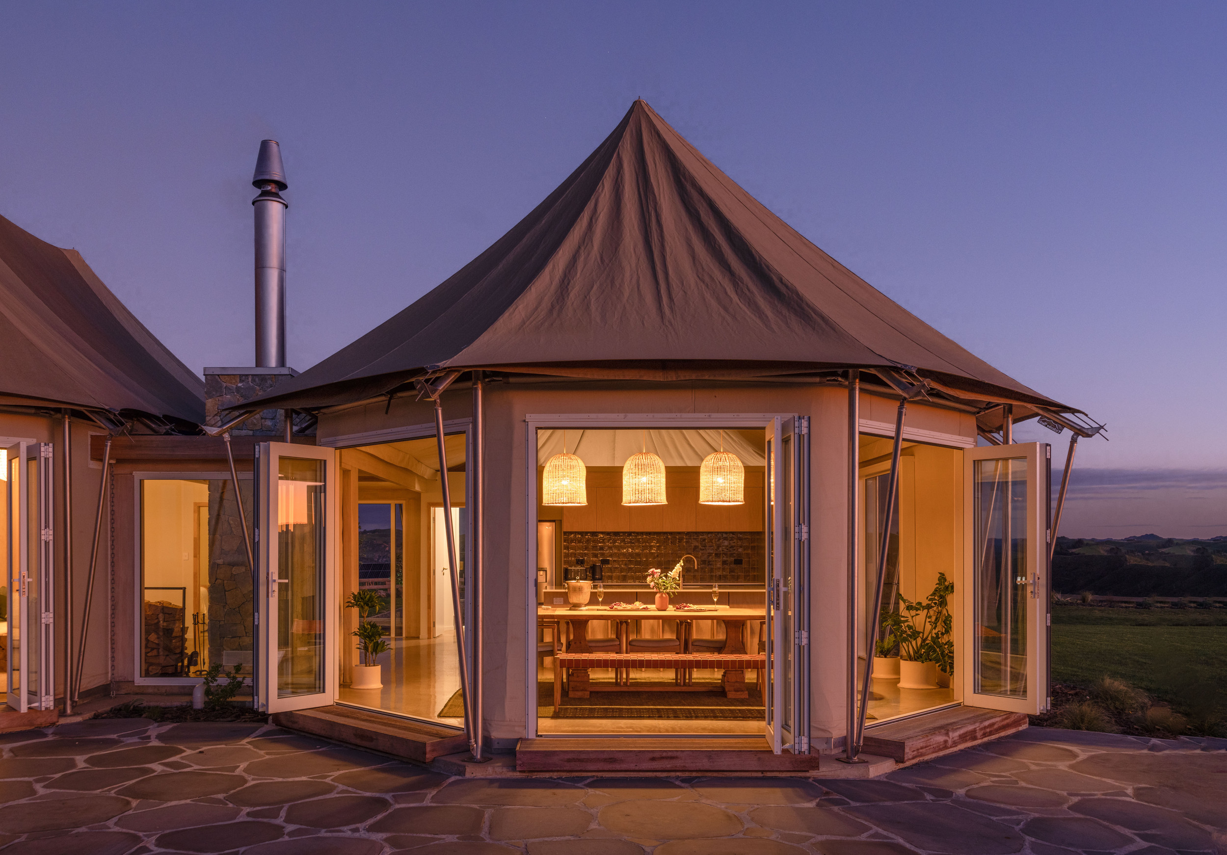 Pōhutukawa Tent | wild-canvas