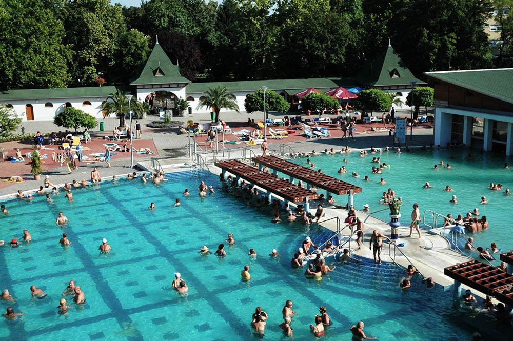 Unveiling Hungary's Top 10 Thermal Baths - A Guide to the Ultimate ...