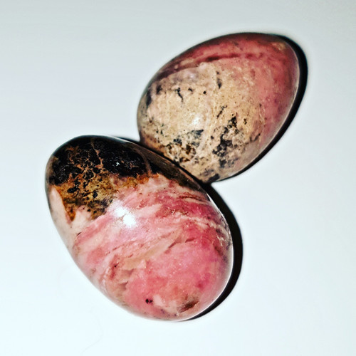Rhodonite Egg | Luminous Luxuries