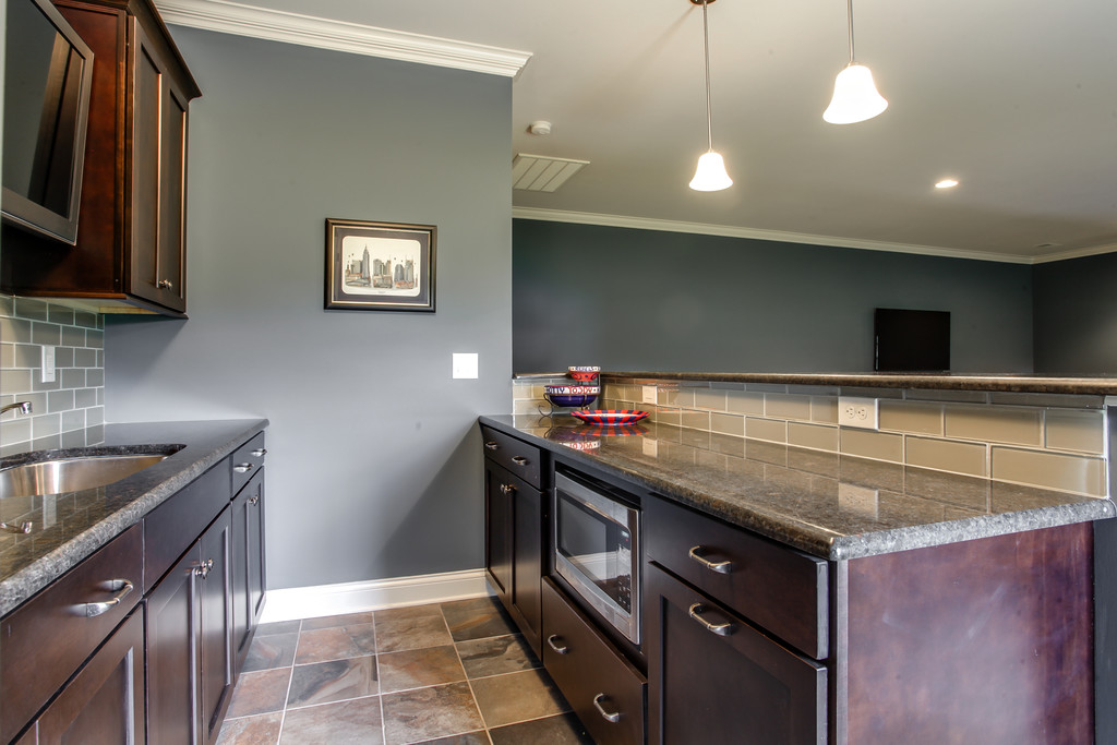 Butler's Pantry / Bar Areas | brentwood-cabinets