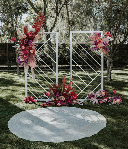 Two set arbour | Modern Love AU