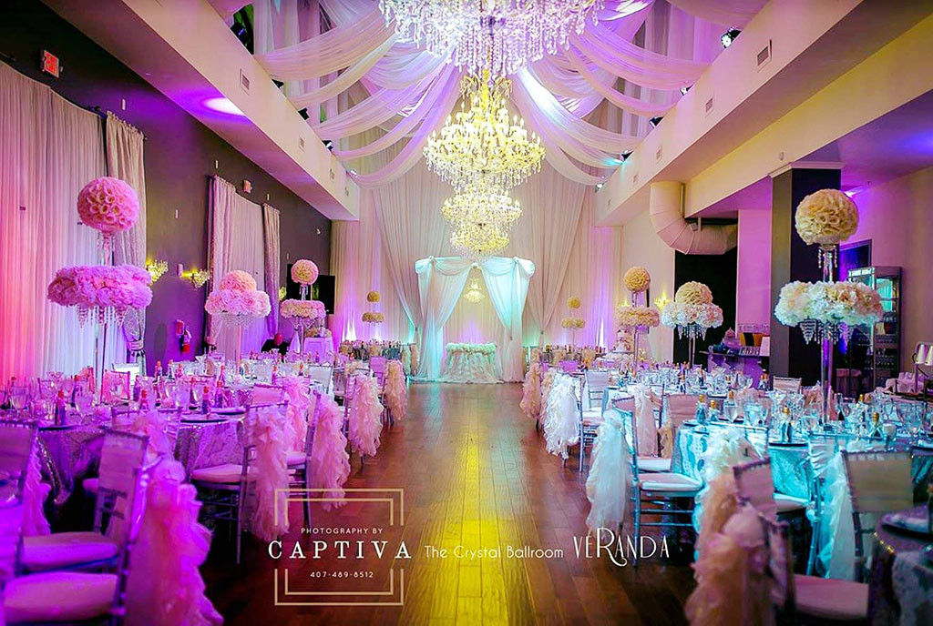 Fullscreen Page | Crystal Ballroom