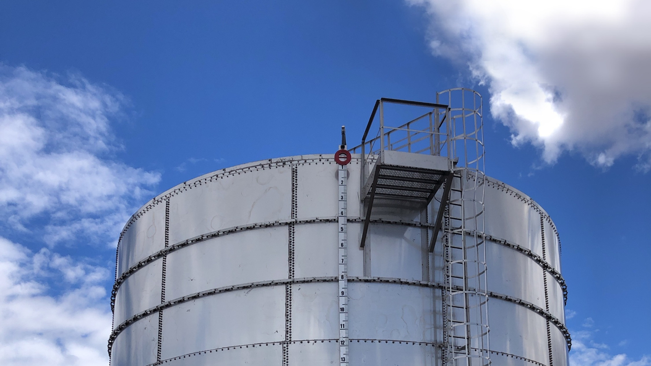 Kehei, Hawaii: New Stainless Steel Water Tank - Project Profile